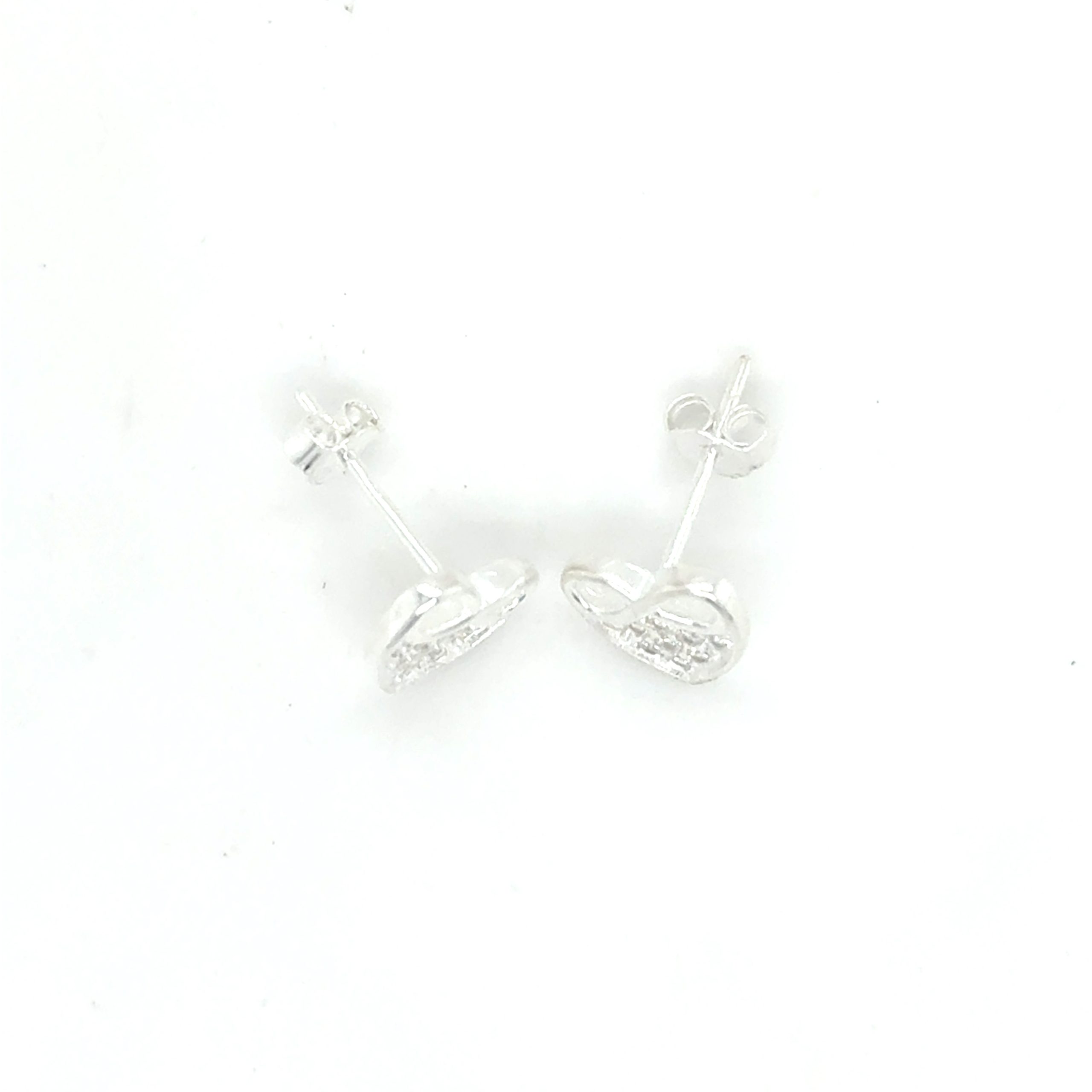 HEART INFINITY (TE8750) STUDS - NewCore